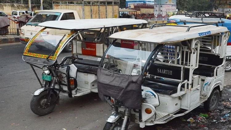 E Rickshaw Top Speed Lithium Battery Rules From April 2026 - Amar Ujala ...