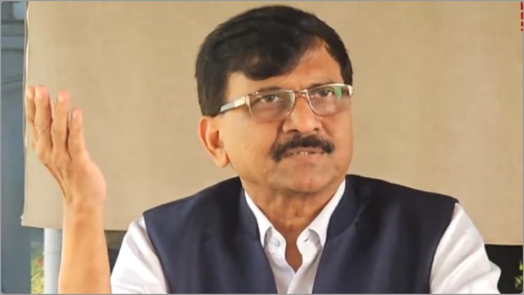 Sanjay Raut:'अजित पवार गुट के कुछ लोग ही नहीं चाहते दोनों का विलय हो ...
