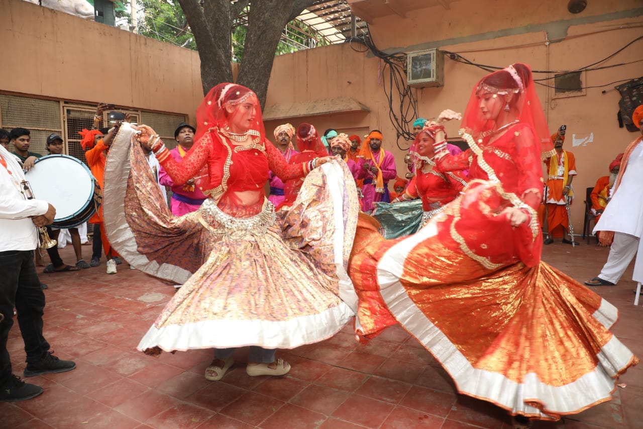 Amazing Supernatural And Unimaginable Scenes Seen In Mathura Cm Yogi ...