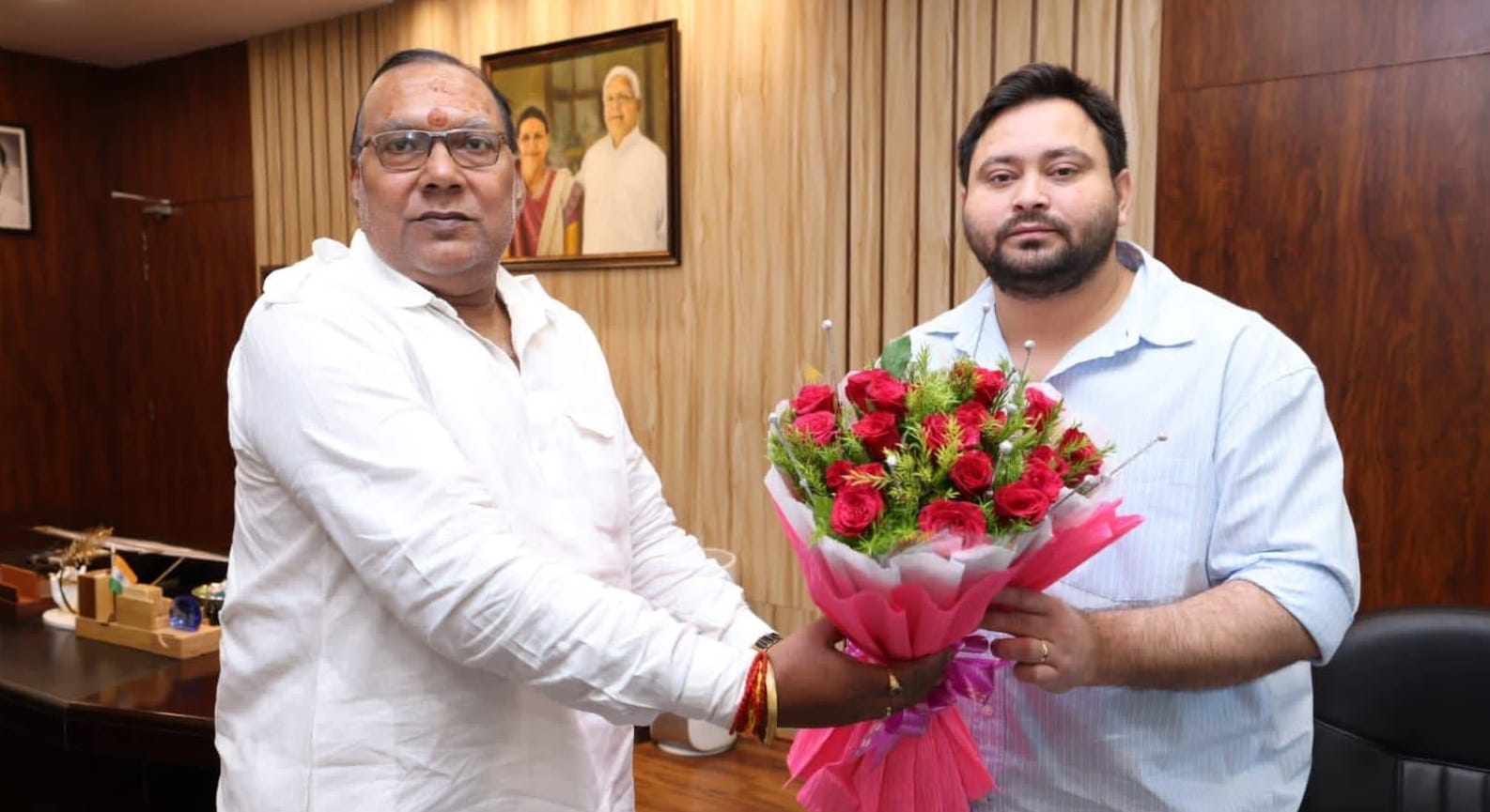 Bihar Election 2025 :जदयू के टिकट पर हारे नरेंद्र सिंह अब राजद के साथ ...