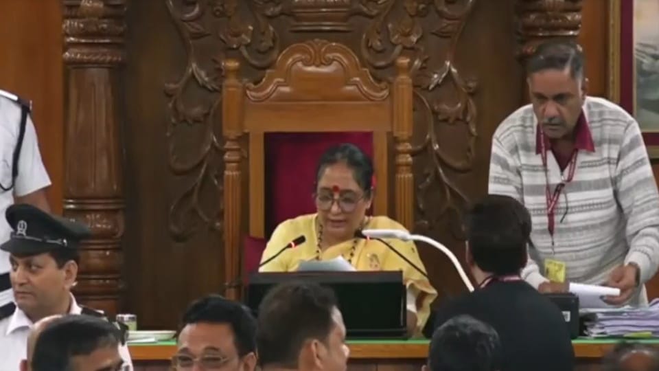 Uttarakhand Monsoon Session:पहले दिन एक घंटा 45 मिनट चला सदन, आठ बार ...