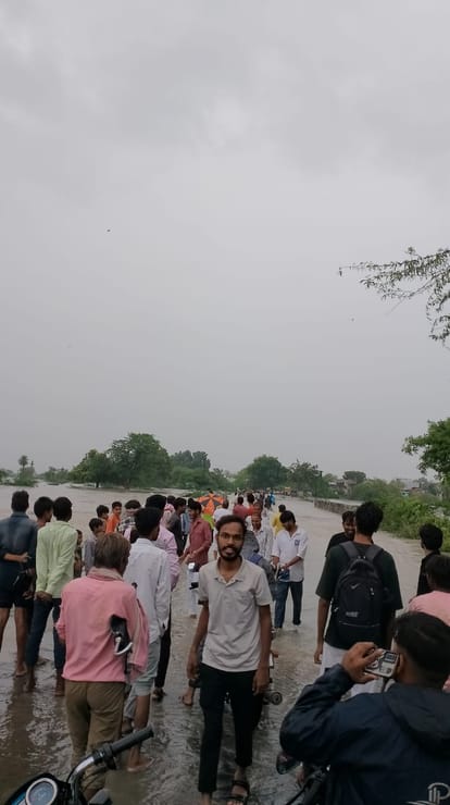 Weather Update Today:राजस्थान में भारी बारिश- कई जिलों में सड़क संपर्क ...