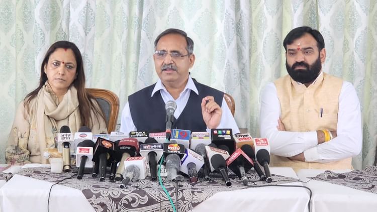 Shimla: Randhir Sharma Said- Use Of Abusive Language Is Nothing New For Congress - Amar Ujala ...