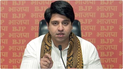 Derogatory Remarks:'कांग्रेस अब गांधीवादी नहीं, गालीवादी है', पीएम पर ...