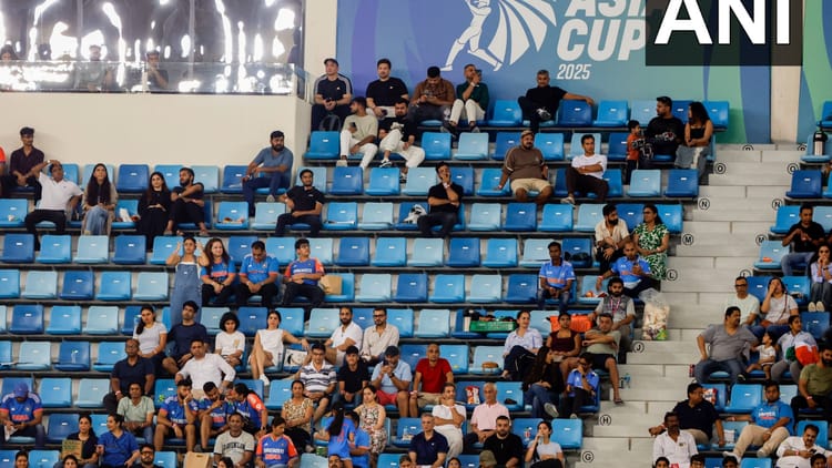 Ind Vs Pak:भारत-पाकिस्तान मैच में खाली रहा स्टेडियम? दर्शकों के न ...