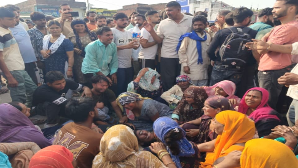 Youth Beaten To Death Over Love Affair, Family Protests With Body ...