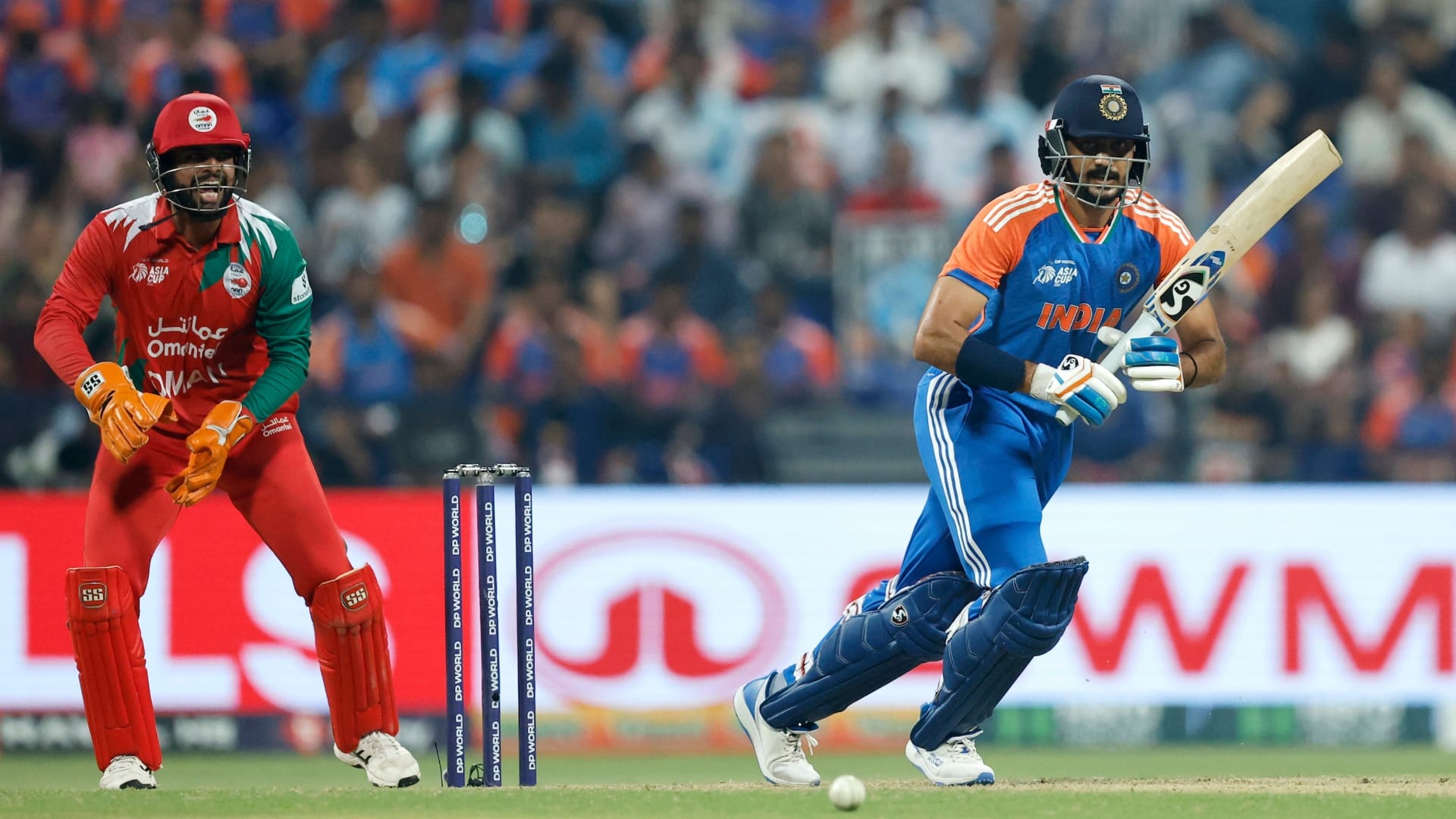 India Fielding Coach T Dilip Gave An Update On Axar Patel's Injury ...