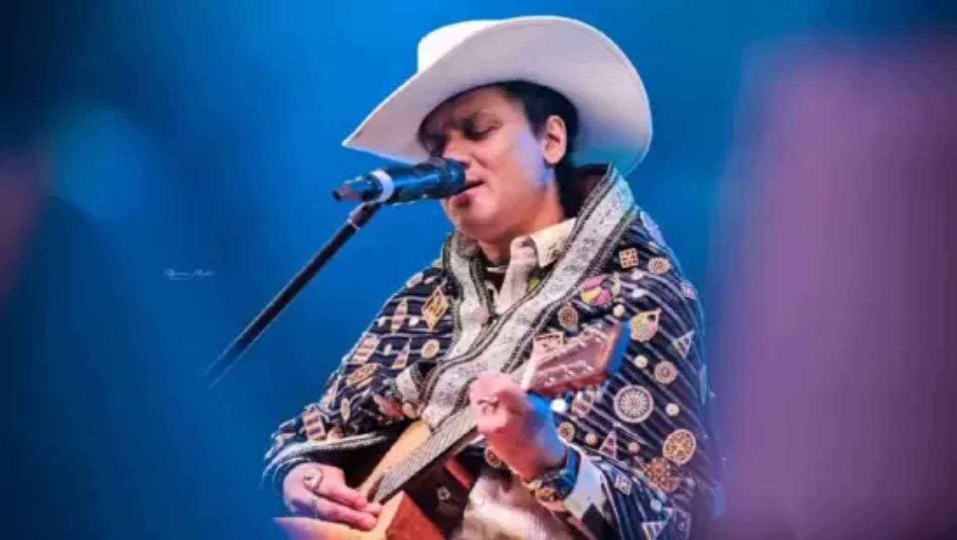 Zubeen Garg Death Investigation Assam Police Dsp And Singer Cousin Got Arrested - Amar Ujala ...