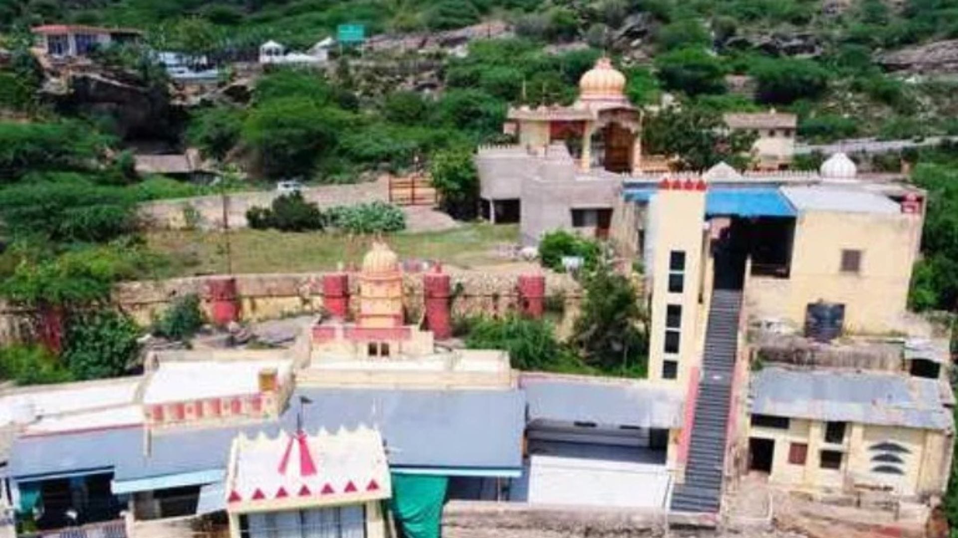 Sharadiya Navratri 2025:माता के नौ सिरों वाला नोसर माता मंदिर, नौ रूपों ...