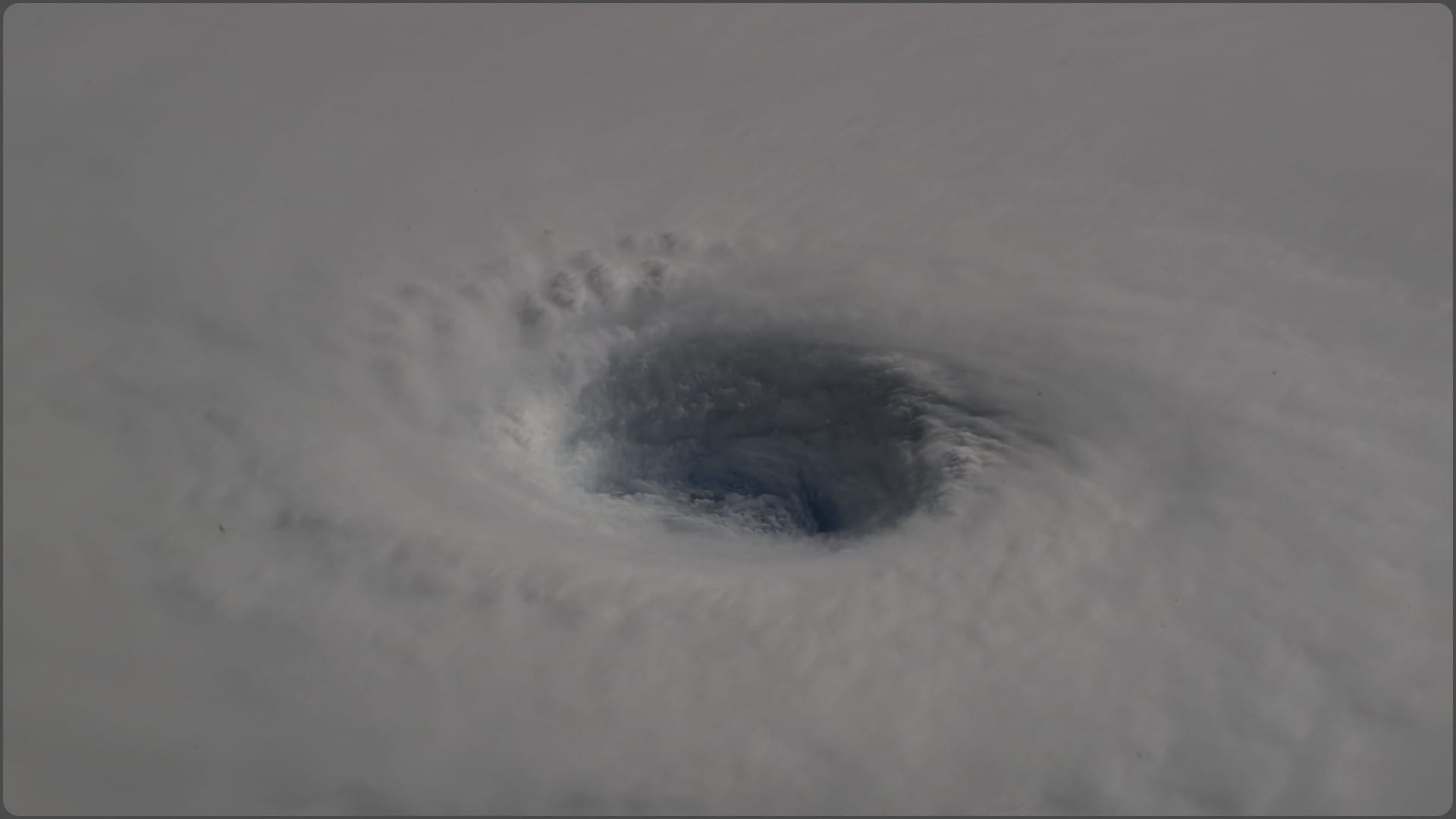 Typhoon Ragasa:शक्तिशाली चक्रवात रगासा के आज चीनी तट से टकराने की ...