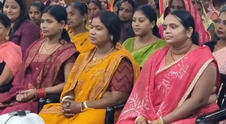 Bihar News:आरा की रीता देवी बनीं महिला सशक्तिकरण की मिसाल, पीएम मोदी ने ...