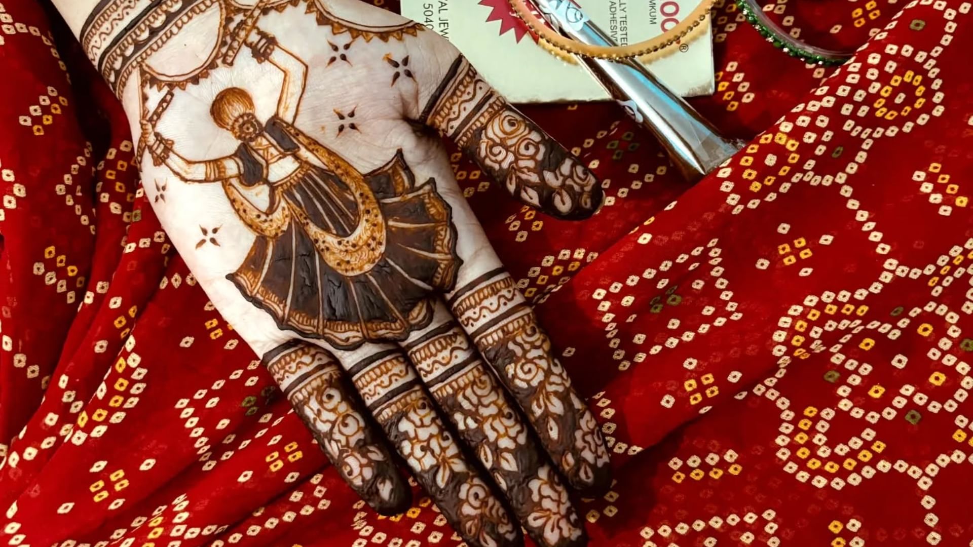 Maha Navami 2025 Special Simple Mehndi Designs Check Beautiful Ideas ...