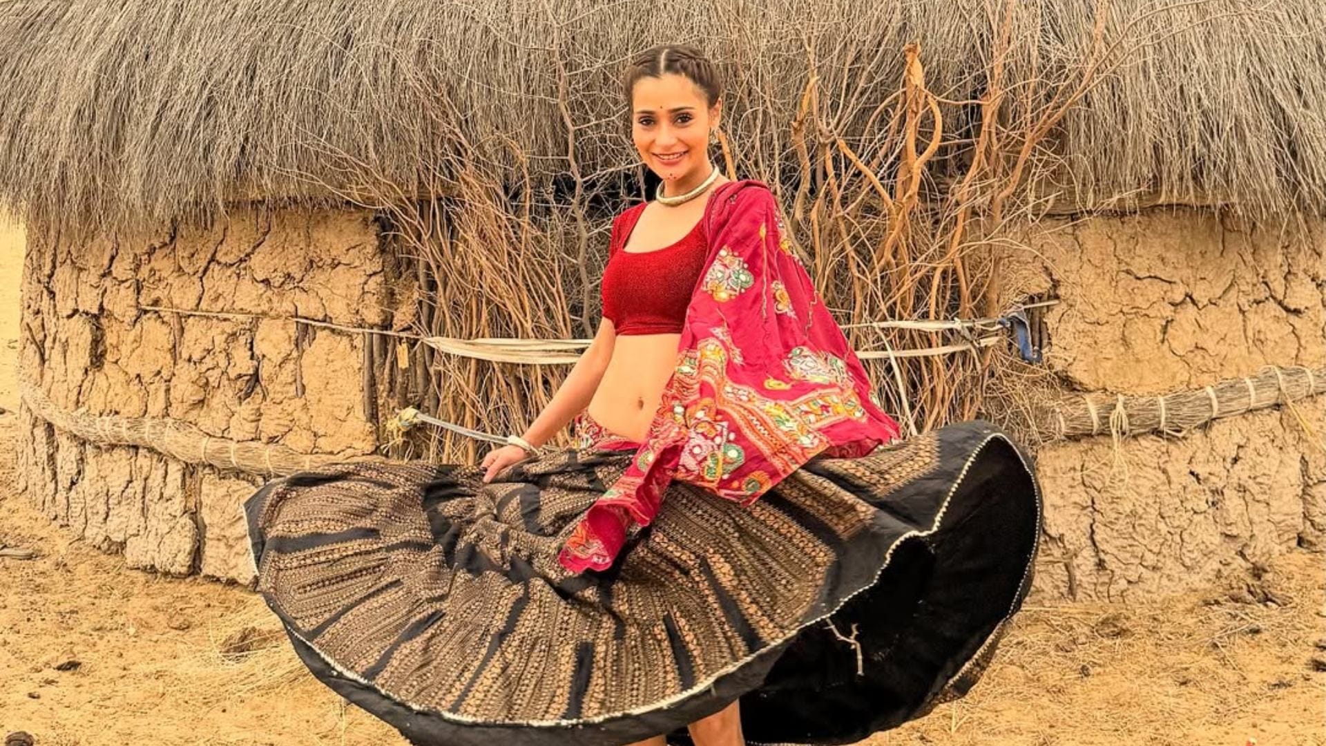 Who Is Sara Khan Marries Actor Krish Pathak Know About Her Career Film And Serials ...