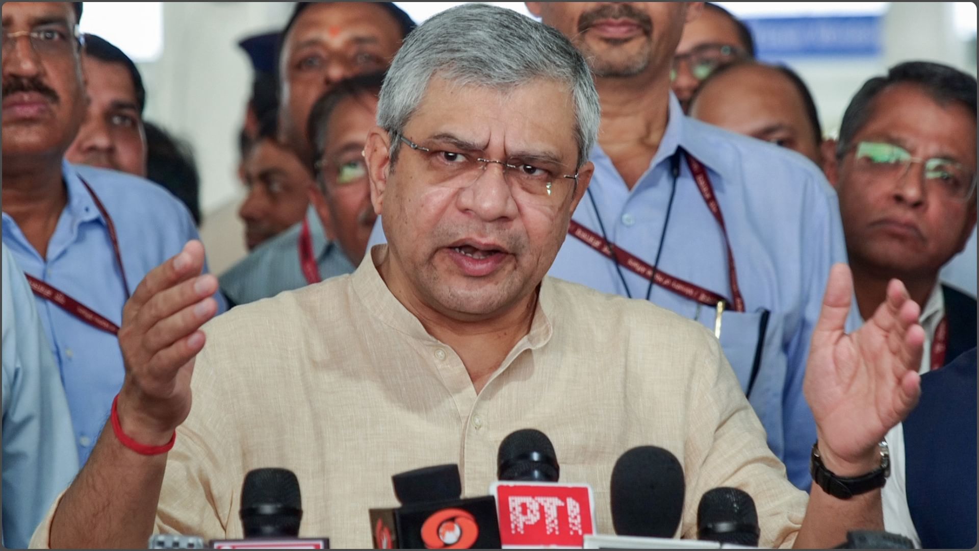 Rpf Bharti:रेलवे आरपीएफ परीक्षा की जिम्मेदारी Ssc को मिलेगी; हर साल ...