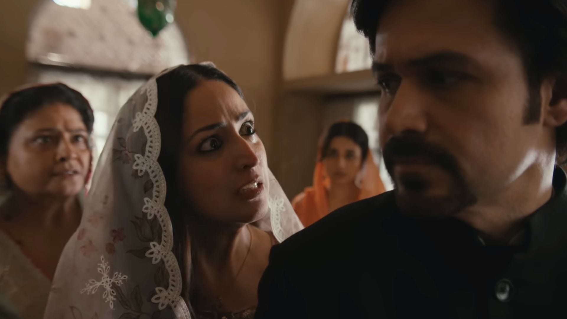 Haq Box Office Collection Report Day 1 Yami Gautam Emraan Hashmi ...