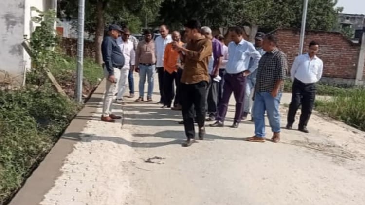 Manda Block :मांडा में खुली भ्रष्टाचार की पोल, कागज पर ही दिखे काम ...