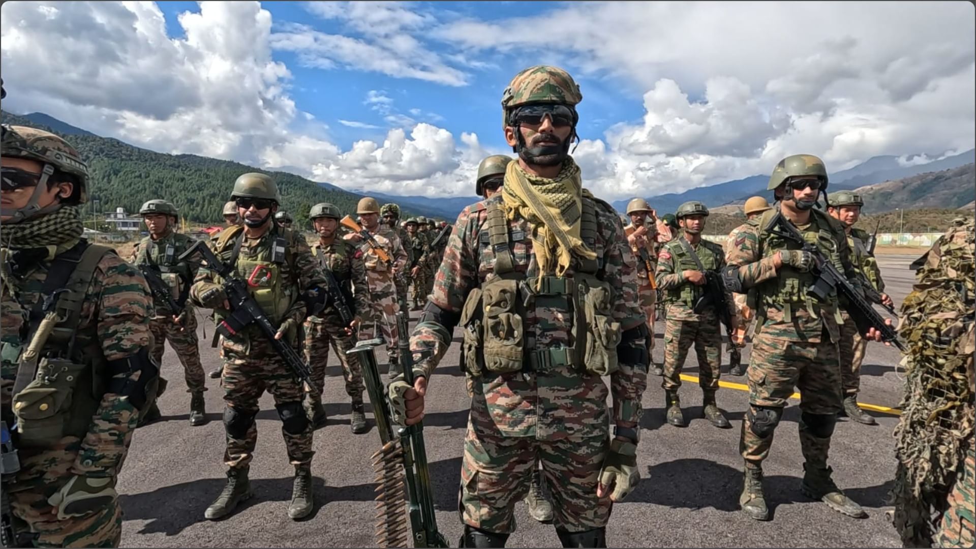 पूर्वी प्रचंड प्रहारः दुर्गम घाटी और पहाड़ों में अभ्यास, सैन्य बलों में ...