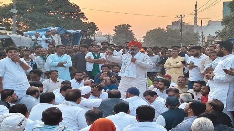 छात्र सुसाइड:पंचायत में 48 घंटे में गिरफ्तारी, बहन को नौकरी का दिया ...
