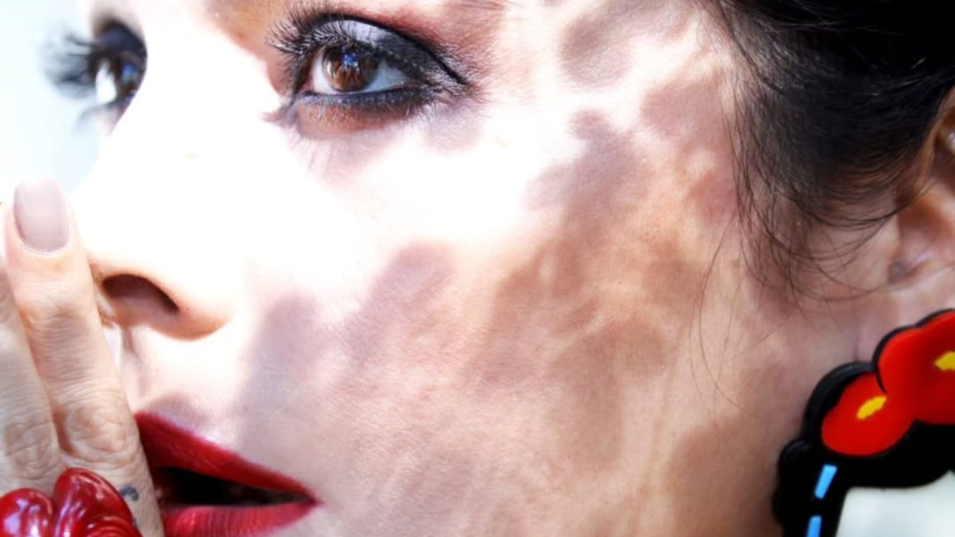 पूजा भट्ट ने की नई फिल्म की घोषणा, 'पंचायत' के इस एक्टर की बनेंगी मां ...