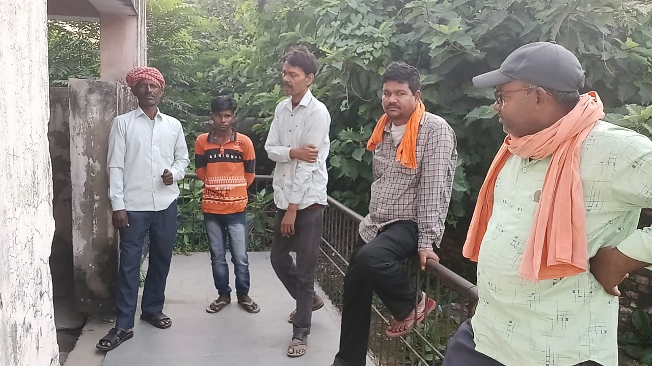 Bihar News:सीवान में लापता व्यक्ति का शव संदिग्ध हालात में मिला, इलाके में सनसनी; पुलिस जांच में ...