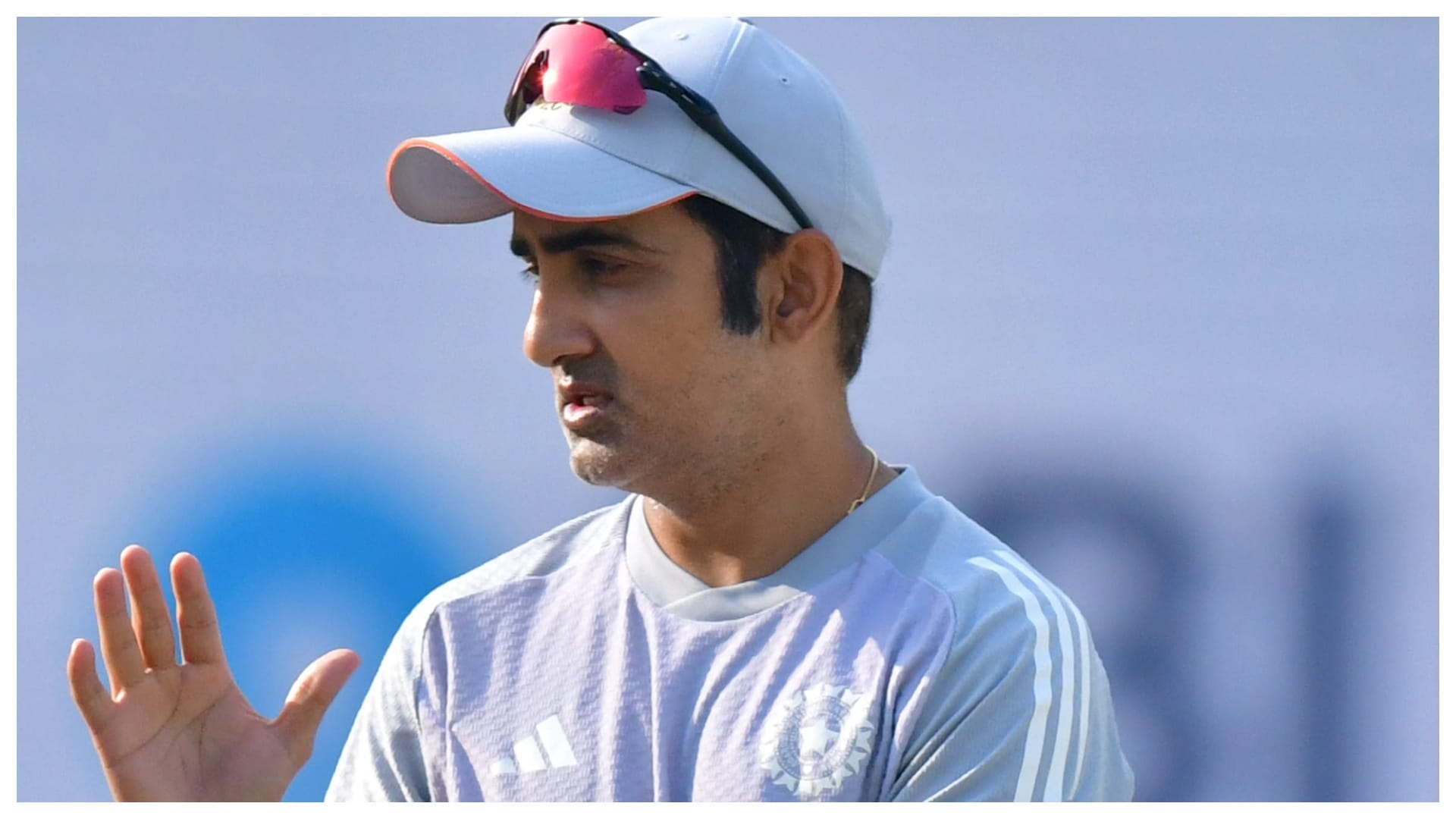 Ind Vs Nz:तीसरे टी20 से पहले गुवाहाटी के कामाख्या मंदिर पहुंचे कोच गौतम ...