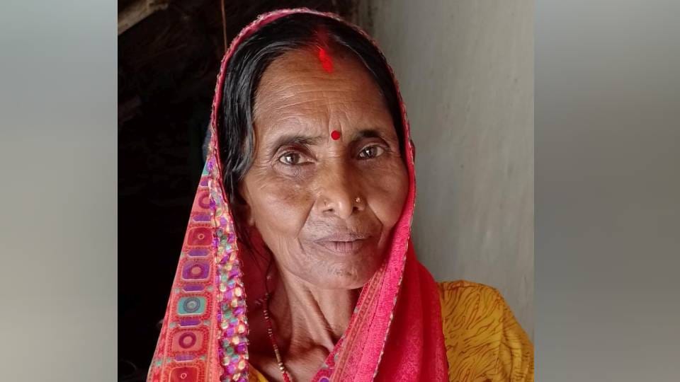 तेंदुए ने किया महिला का शिकार:ग्रामीण बोले- खेतों में घूम रहा शिकारी ...