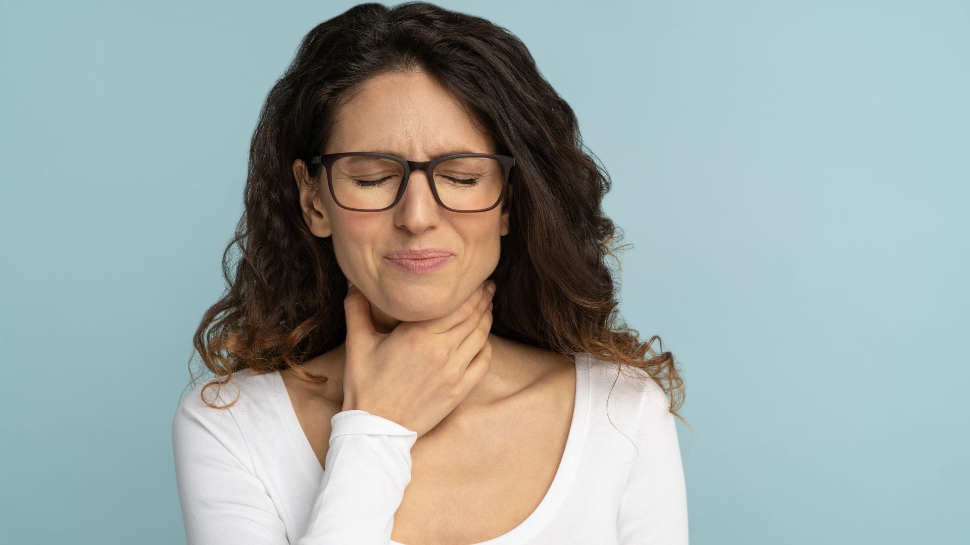 Home Remedy For Sore Throat:गले में खराश है तो तुरंत आजमाकर देख लें ये ...