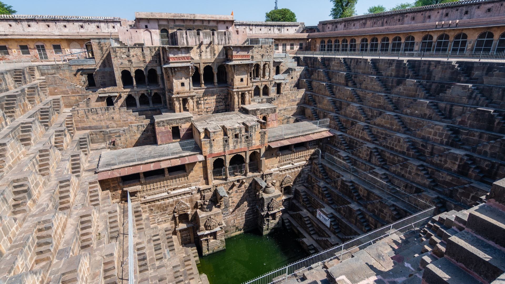 Famous Indian Monuments:भारत के 5 प्रसिद्ध स्मारक, जिन्हें महिलाओं ने ...