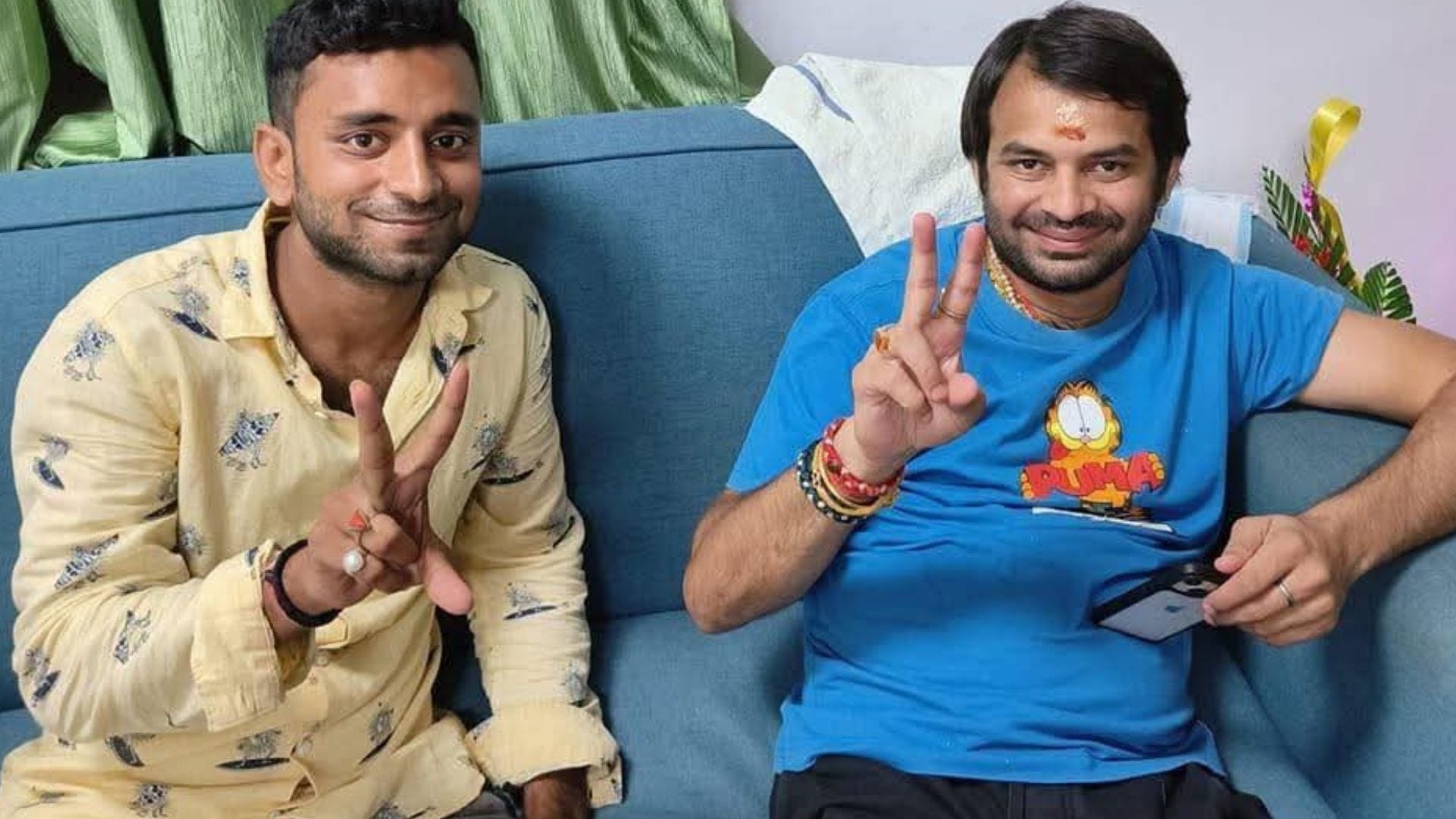Bihar:'तेज प्रताप ने मेरे कपड़े फड़वाए और वीडियो बनवाया', पूर्व सहयोगी ...