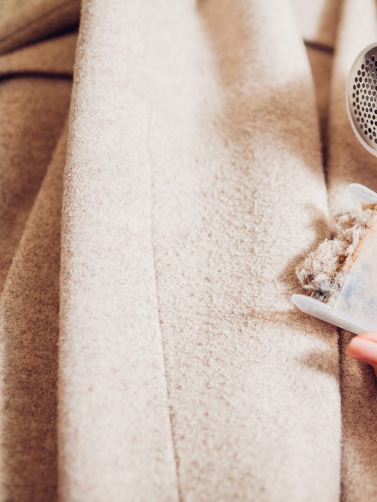 इन वजहों से गर्म कपड़ों में निकलते हैं रोएं