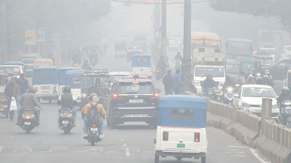 Up Weather:मुरादाबाद में कक्षा आठ तक के स्कूल 14 तक बंद, ठंड का 11 साल ...