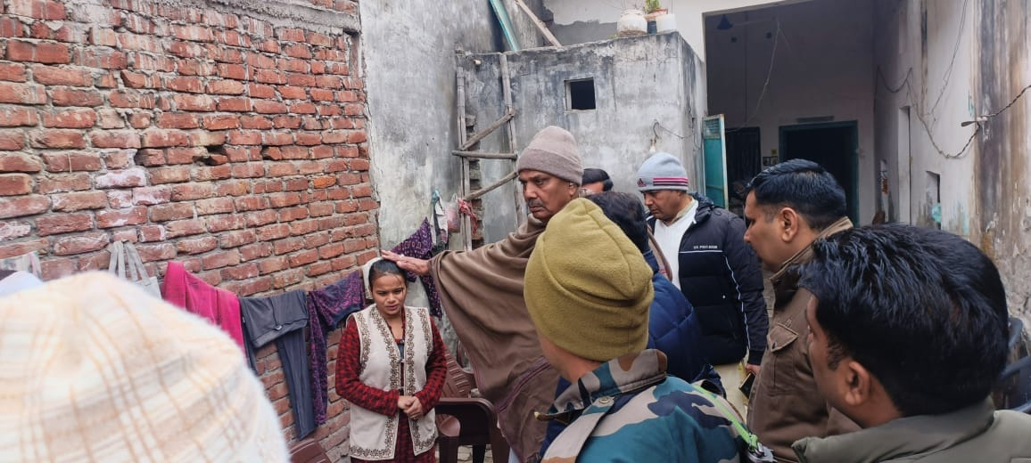 सोनू कश्यप हत्याकांड:सरधना में पीड़ित परिवार से मिले सांसद हरेंद्र मलिक ...