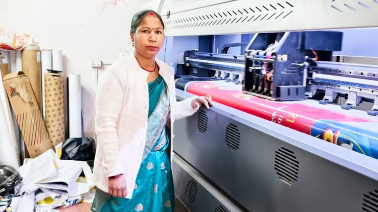 Republic Day:जानिए कौन हैं देहरादून की लखपति दीदी संतोषी सोलंकी ...