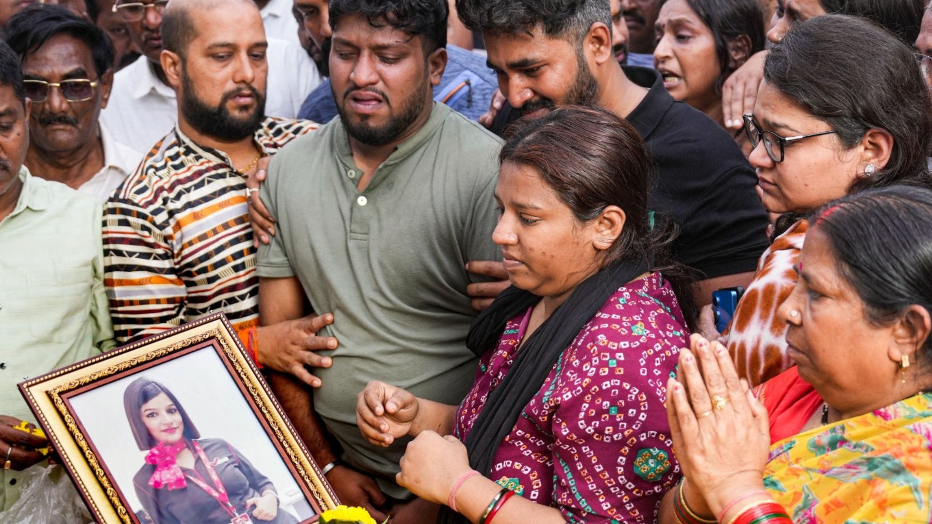 थम गई सपनों की उड़ान:फ्लाइट अटेंडेंट पिंकी माली को मुंबई में दी गई ...