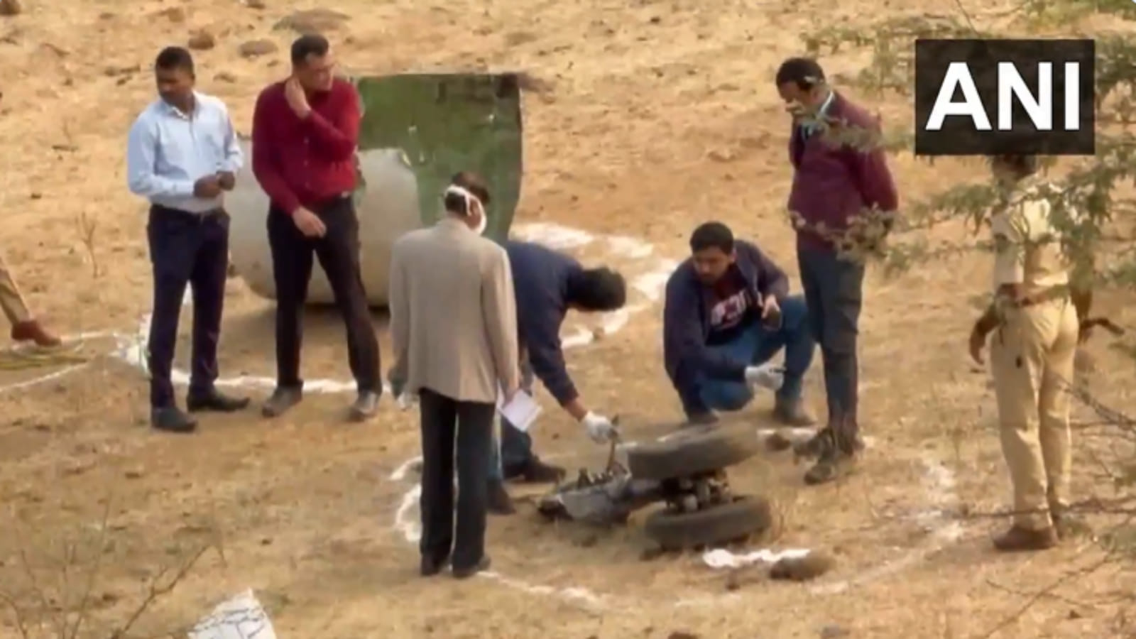 Crash Plane Black Box:अजित पवार के दुर्घटनाग्रस्त विमान का मिला ब्लैक ...