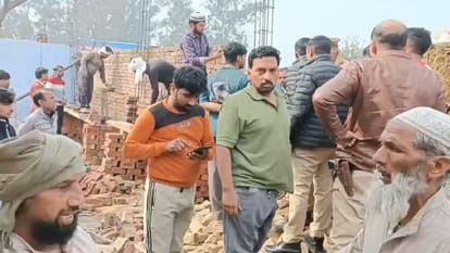 Up:कैराना सांसद इकरा हसन के चाचा समेत 19 के खिलाफ रिपोर्ट दर्ज, सभासद ...