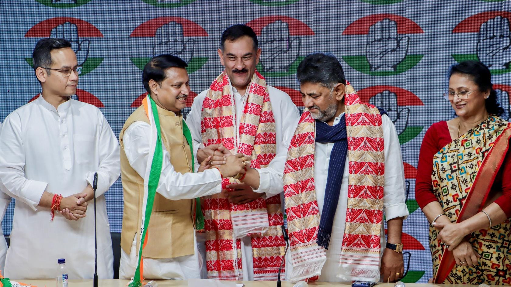 असम चुनाव से पहले एजीपी को बड़ा झटका:जयंत खाउंड कांग्रेस में शामिल ...