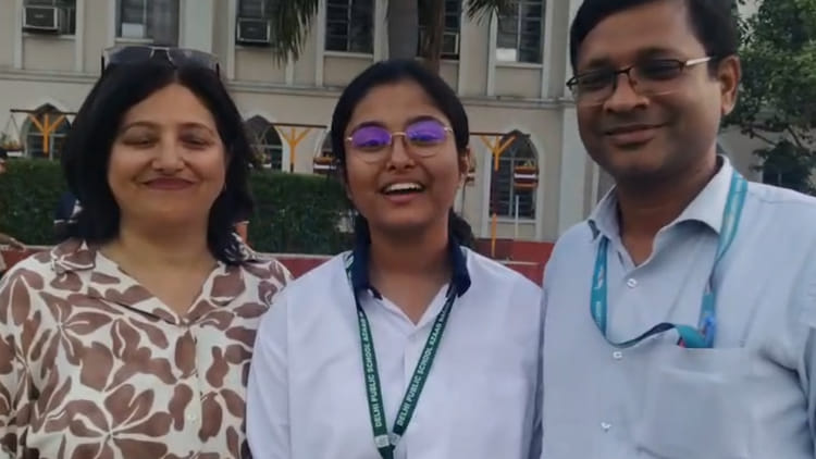 Cbse 10th Results:मेधावियों पर बरसे अंक, डीपीएस आजाद नगर की अविका को ...