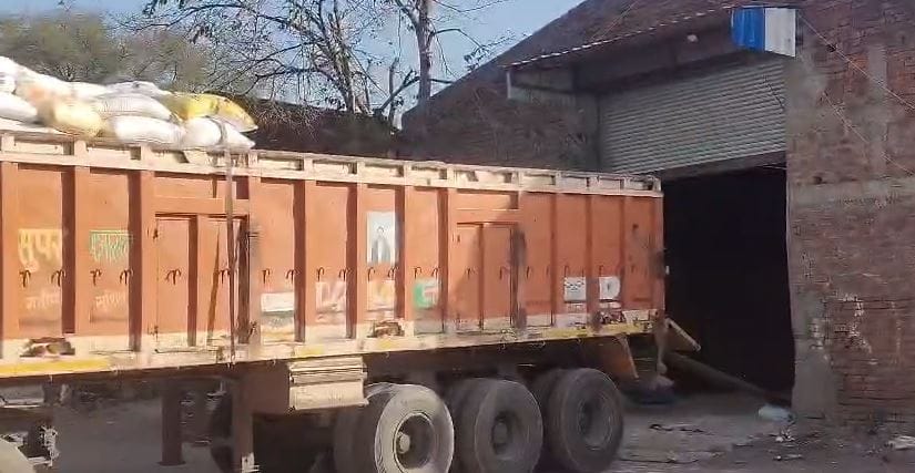 Up:एक वायरल वीडियो ने आपूर्ति विभाग के छुड़ाए पसीने, जांच में सामने आया ...