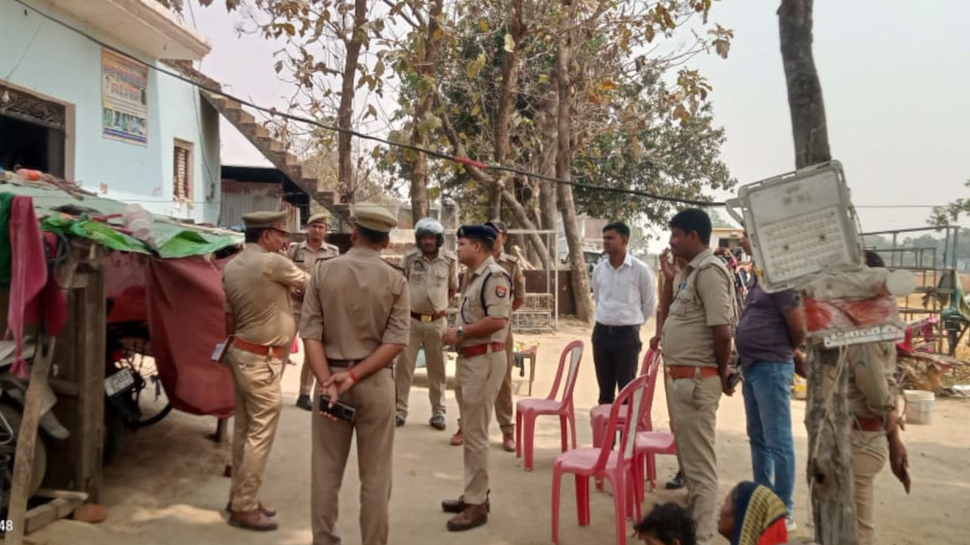 Up:रात में प्रेमी के साथ थी बहन, भाइयों ने कत्ल कर जला दी युवती की लाश ...