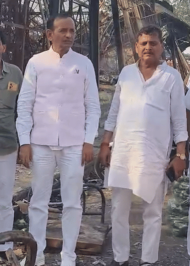 Kanpur:चकरपुर मंडी अग्निकांड पीड़ितों ने मांगा मुआवजा, दो फायर ब्रिगेड ...
