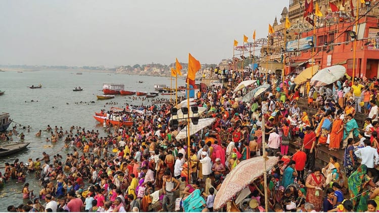 Ganga Dussehra 2026:काशी में 56 परिवार मां गंगा को लगाएंगे 50 भोग, 12 ...