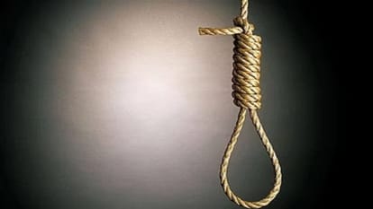While Talking To His Wife On Video Call, A Young Man Hanged Himself ...