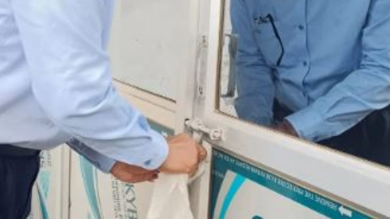 Nicu Operation Theatre Of Kgn Sahara Hospital Sealed In Bareilly ...