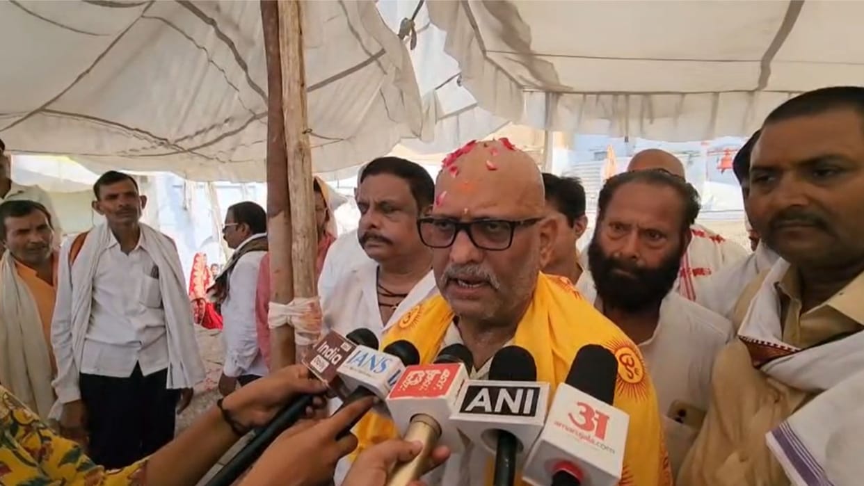 Somvati Amavasya:अजय राय ने मणिकर्णिका घाट से संकल्प लेकर शुरू की ...