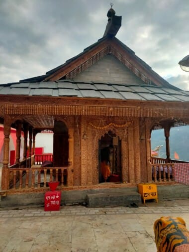 Temples Of Devbhoomi Kullu Decorated For Navratras - Kullu News - Kullu ...