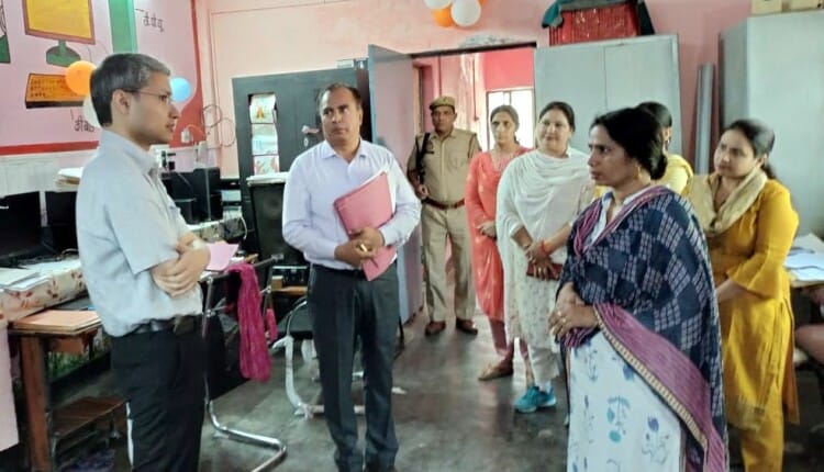 Dm Inspected Kasturba And Junior High School In Banat - Shamli News ...