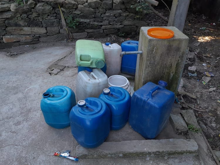 Less Water Supply In Sult - Almora News - Almora News:दो संस्थान की ...