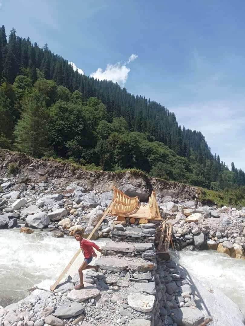 Wooden Bridge Made For Shakti, Maraud Village - Kullu News - Kullu News ...