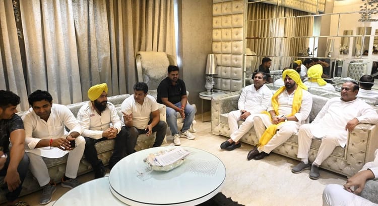 Will Take Out Tricolor Yatra On The Birth Anniversary Of Shaheed Bhagat ...